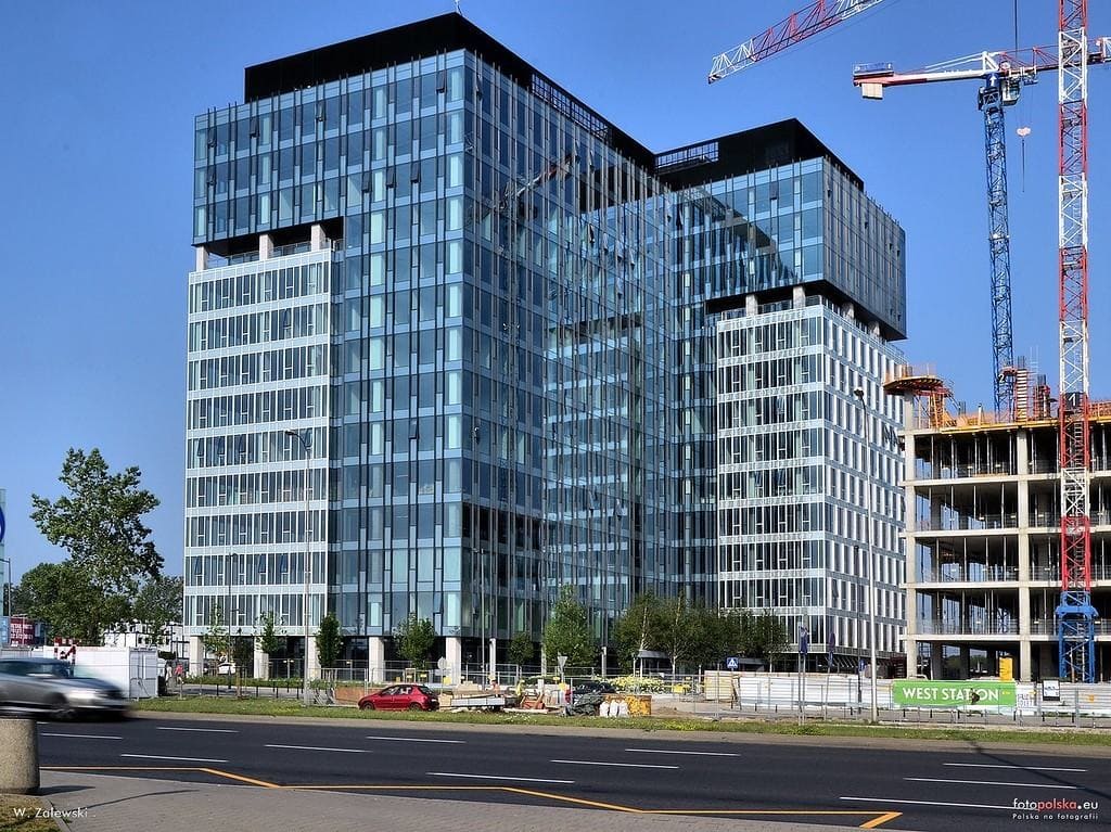 HB Reavis completes West Station I, one of Warsaw's best connected ...