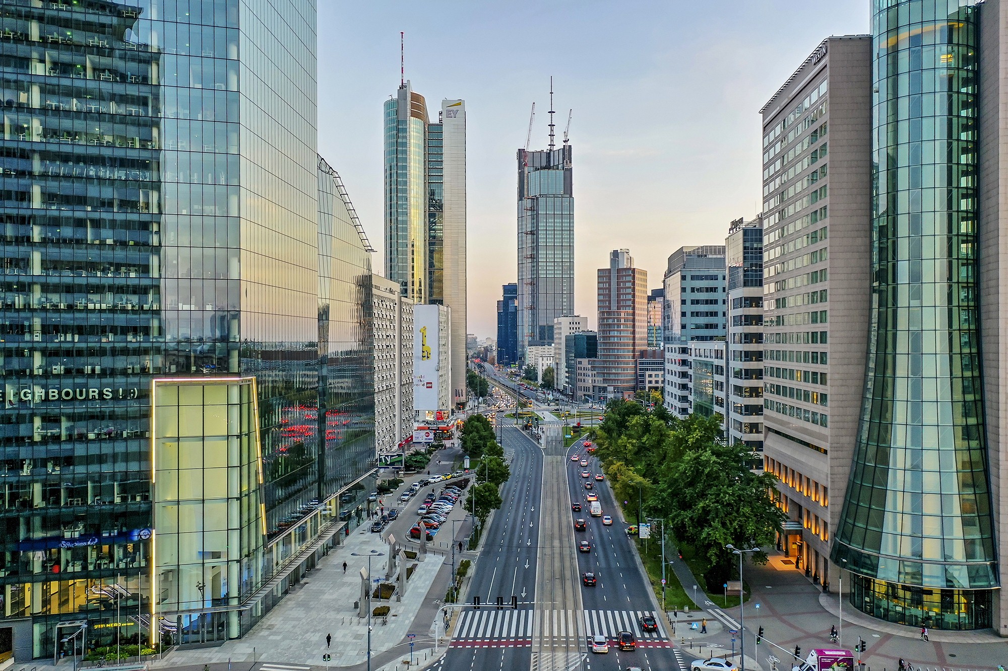 Law firm CMS pick Varso Tower and 177m-high views - HB Reavis