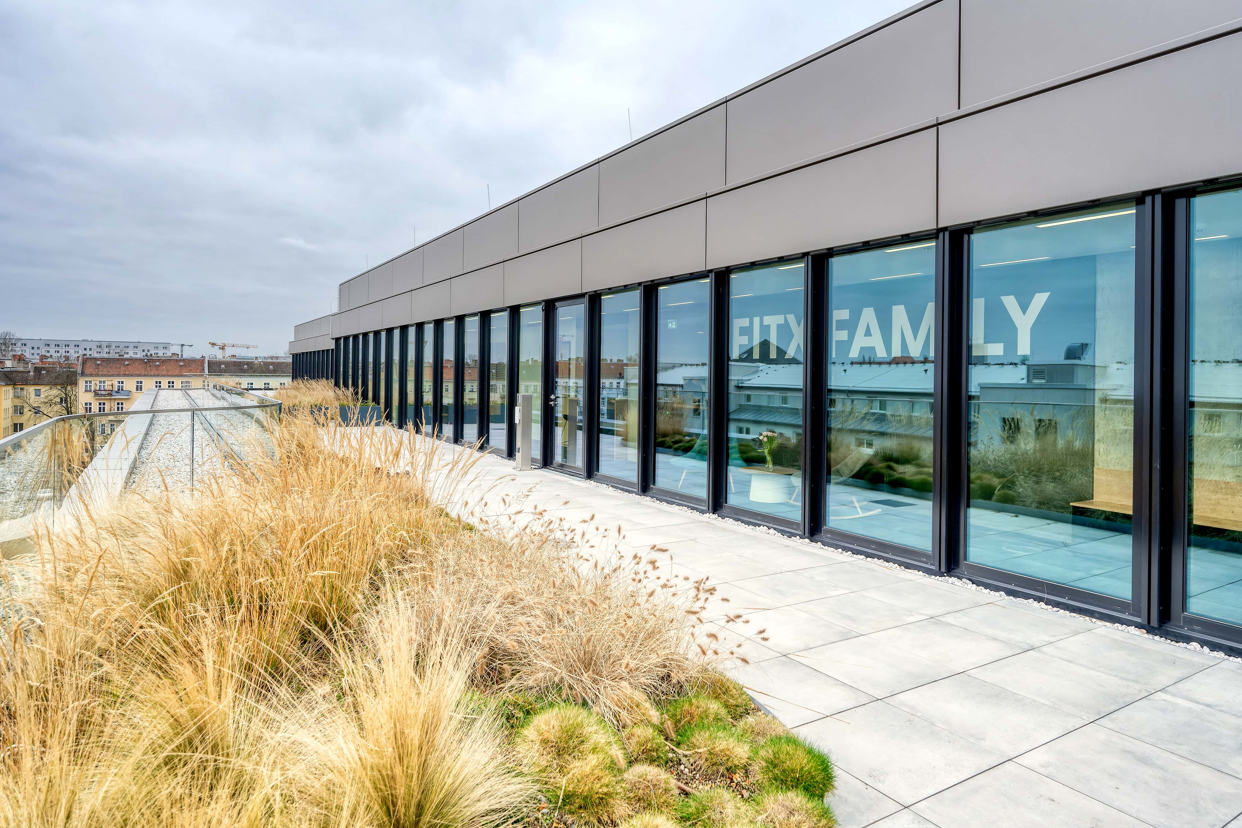 Interview mit FitX: Wie der Standort im DSTRCT.Berlin das Arbeiten und ...